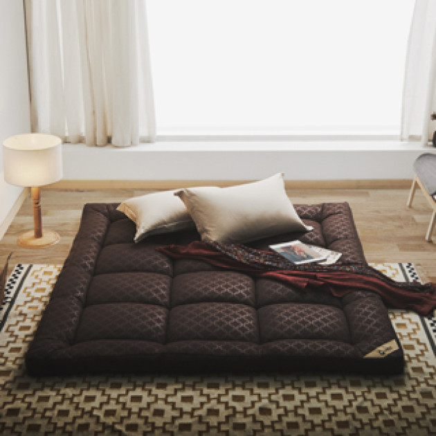 Lotus Topper: Ayame cloud Dark Brown | Lotus Bedding